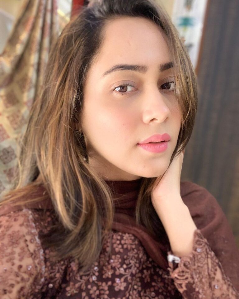 Actress Aasiya Kazi HD Photos and Wallpapers April 2023 | Gethu Cinema