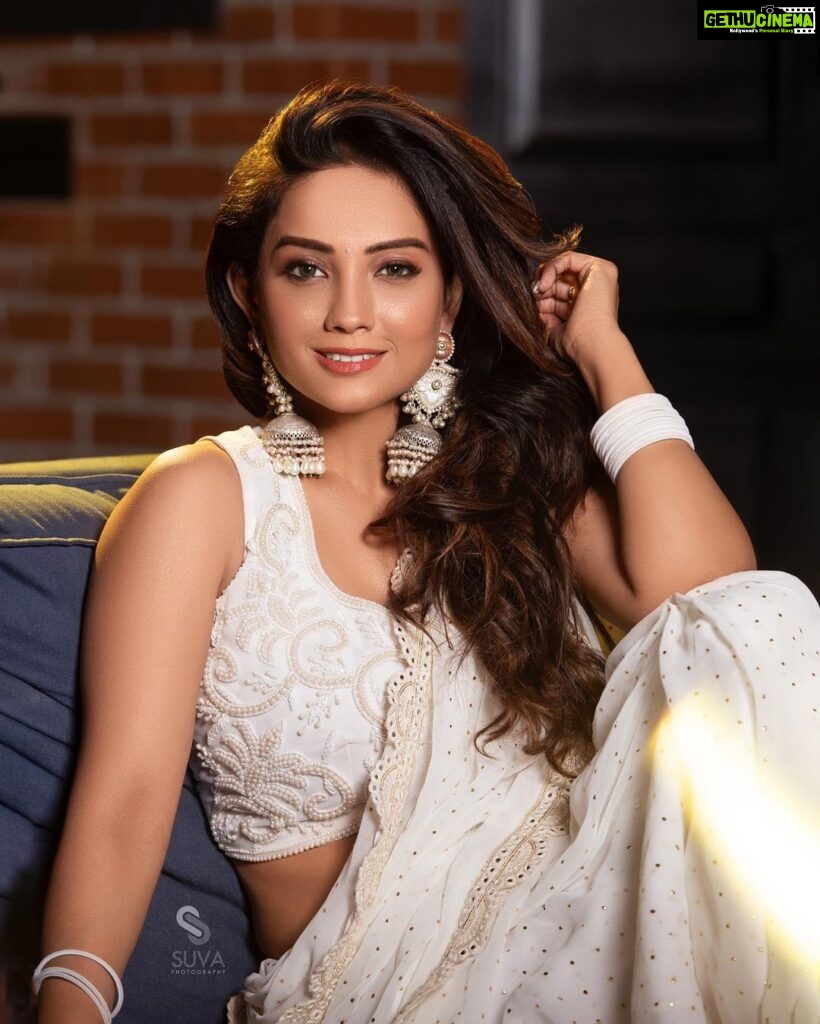 Actress Adaa Khan HD Instagram Photos and Wallpapers April 2023 | Gethu ...