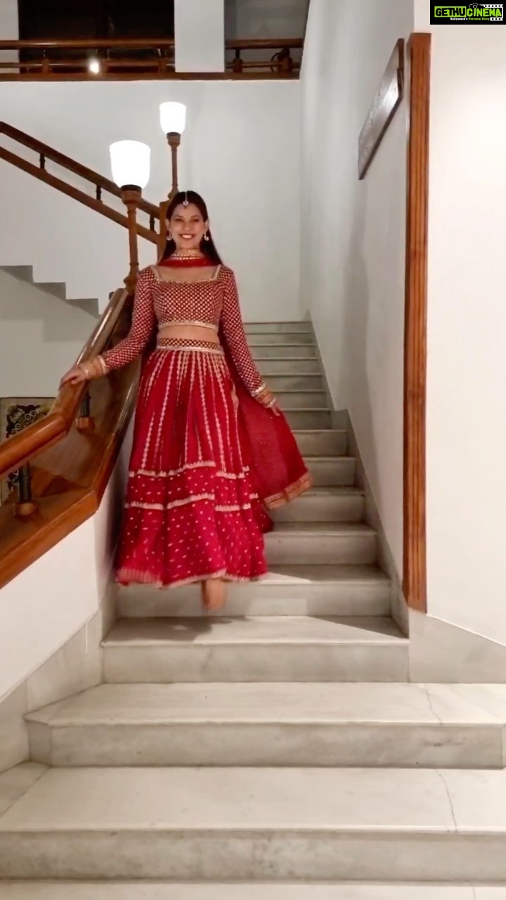 Actress Alice Kaushik HD Photos and Wallpapers December 2021 - Gethu Cinema