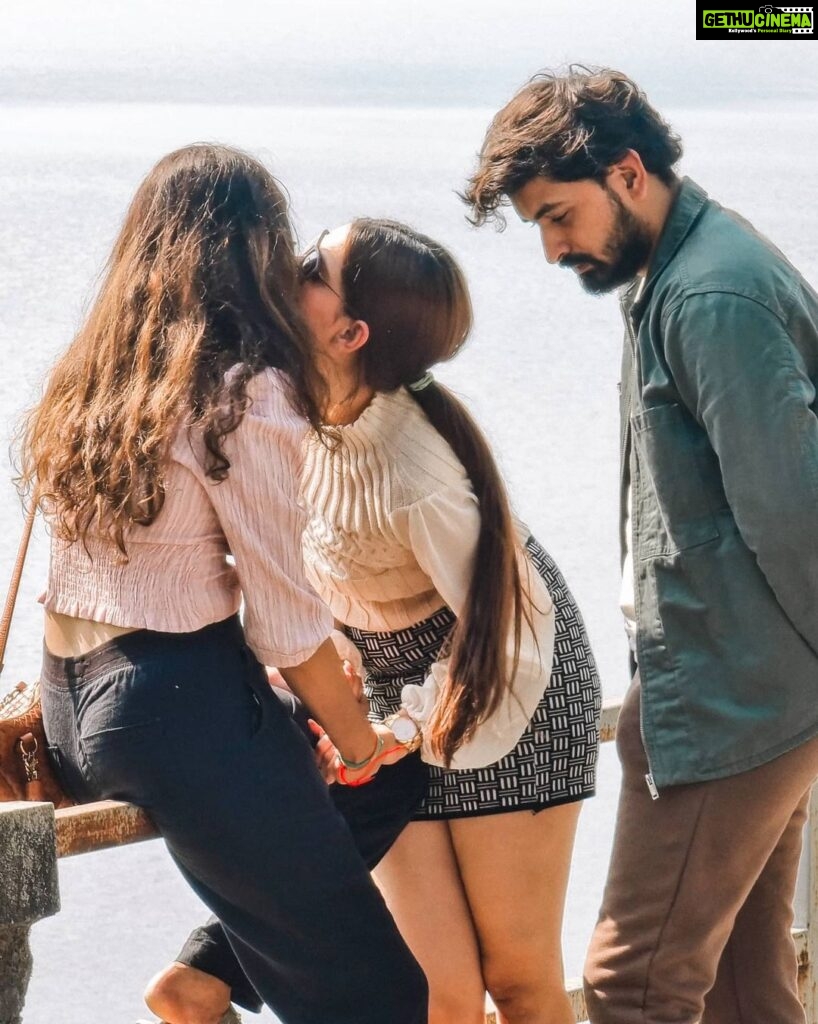 Actress Alice Kaushik HD Photos and Wallpapers November 2021 - Gethu Cinema