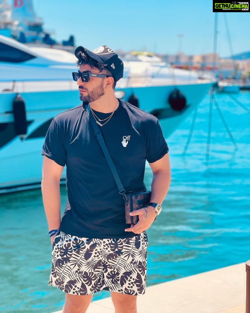 Actor Aly Goni HD Photos and Wallpapers November 2022 - Gethu Cinema