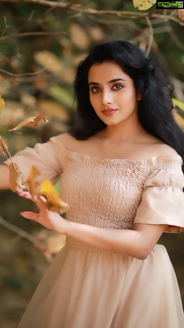 Actress Ann Sheetal HD Instagram Photos and Wallpapers April 2022 ...