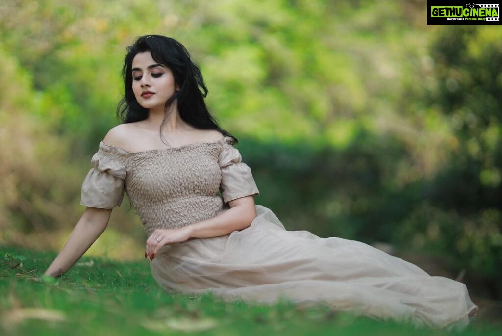Actress Ann Sheetal HD Photos and Wallpapers April 2022 - Gethu Cinema
