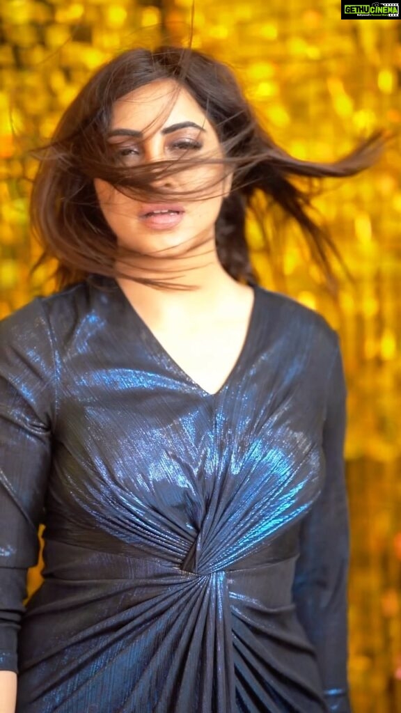 Actress Arshi Khan HD Photos and Wallpapers October 2022 | Gethu Cinema