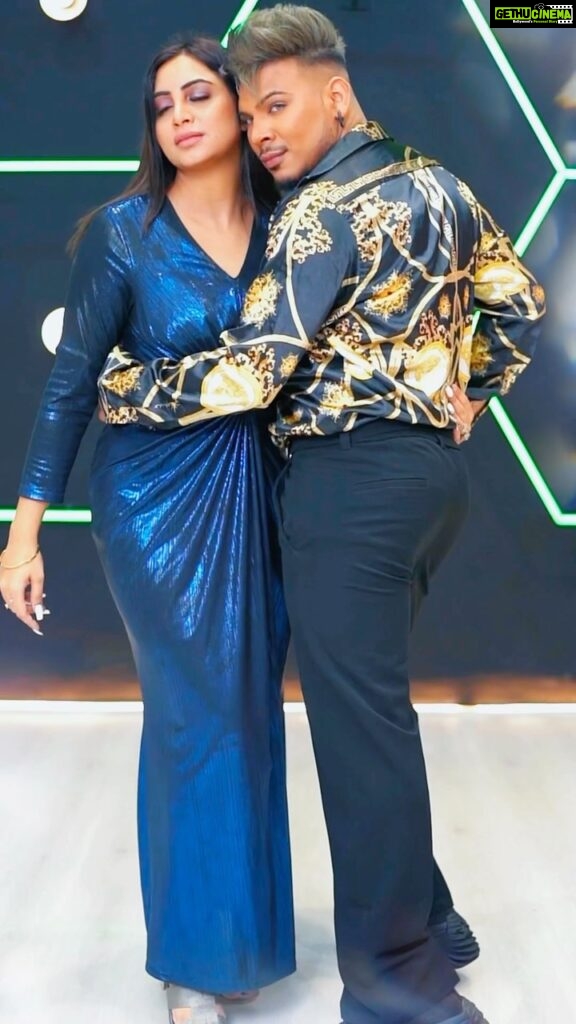 Actress Arshi Khan HD Instagram Photos and Wallpapers October 2022 | Gethu Cinema