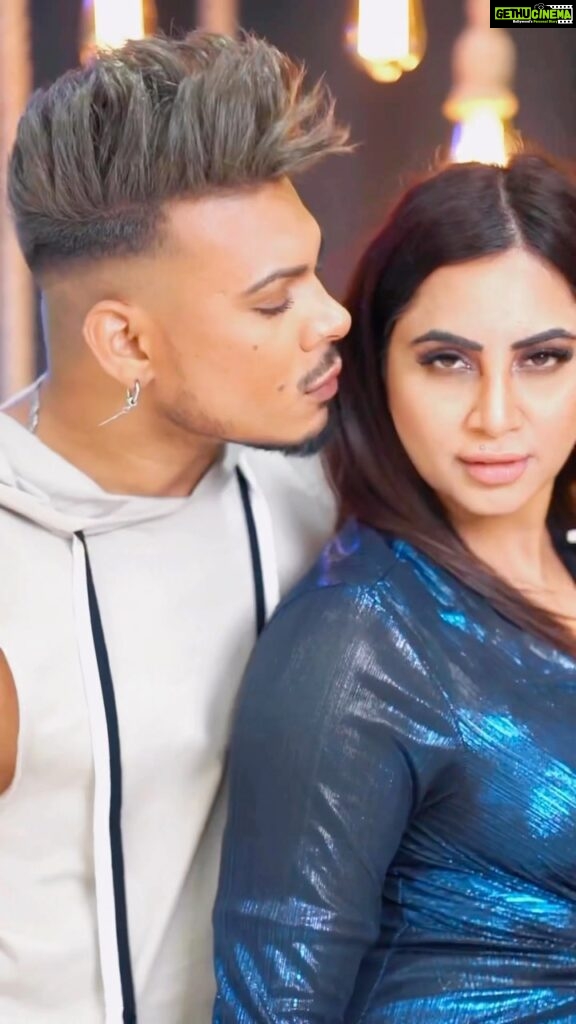 Actress Arshi Khan HD Photos and Wallpapers October 2022 | Gethu Cinema