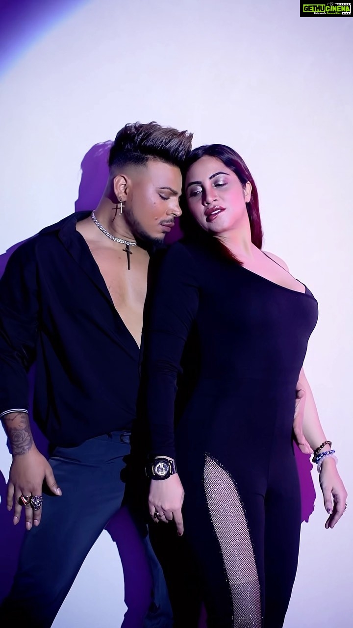 Actress Arshi Khan HD Instagram Photos and Wallpapers January 2023 ...