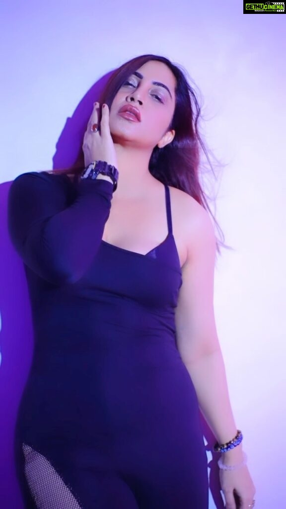 Actress Arshi Khan HD Photos and Wallpapers January 2023 - Gethu Cinema