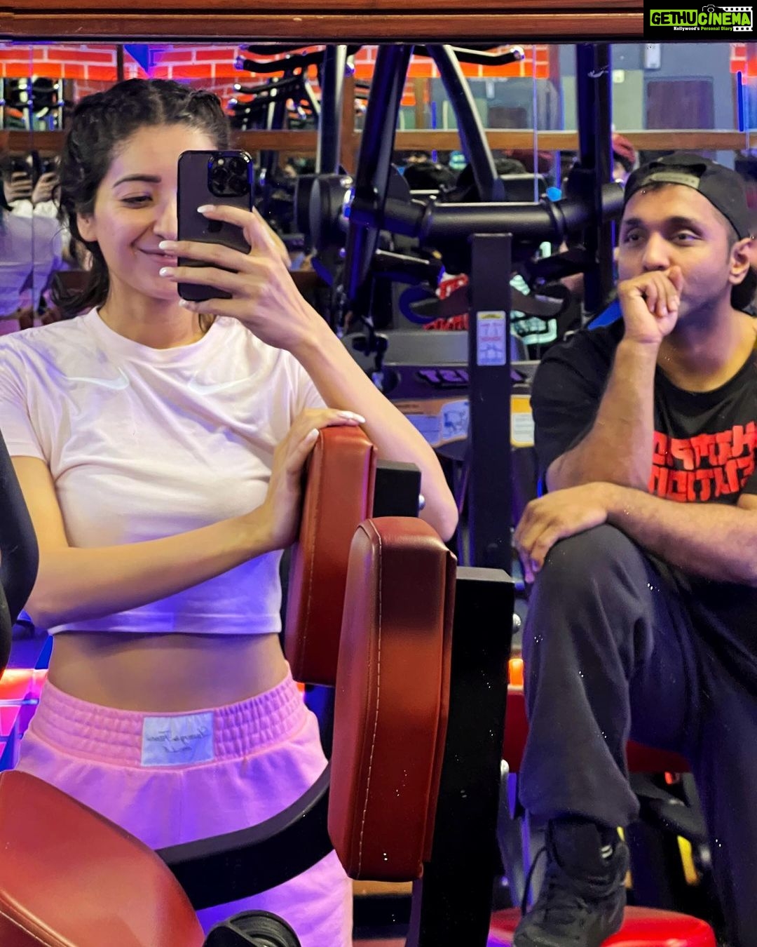 Asha Negi Instagram – You can’t sit with us.. But you can workout with ...