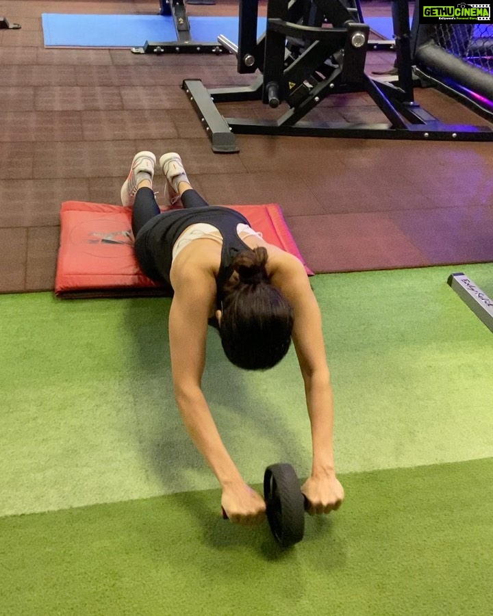 Asha Negi Instagram – Swipe right to see it’s not all smiles and posing ...