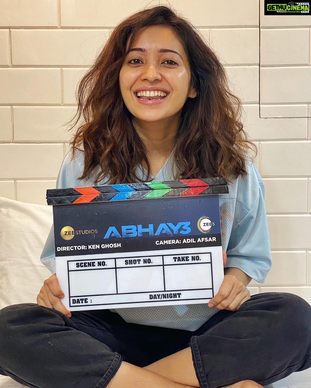 Asha Negi Instagram - Light over darkness always!💫 Happy Diwali ...