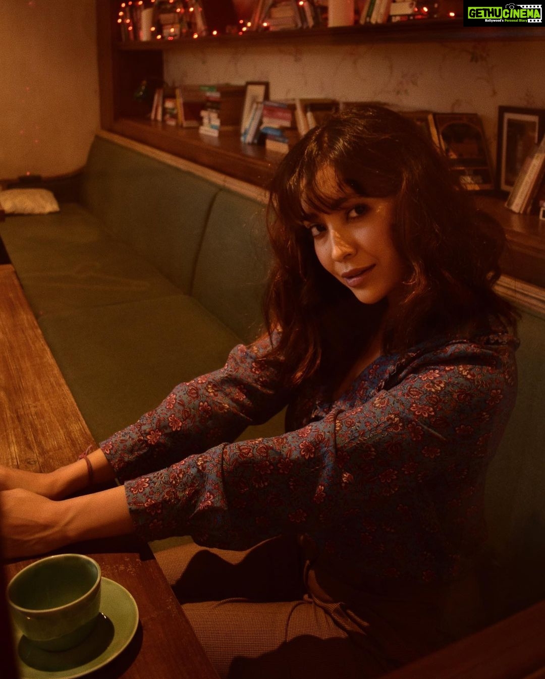 Asha Negi Instagram - “Let the waters settle and you will see the moon ...