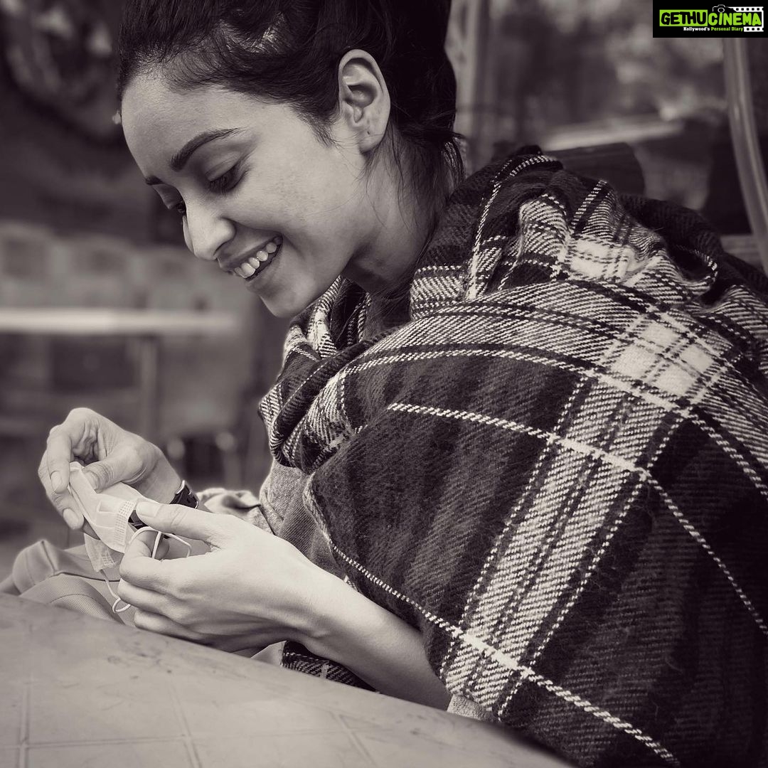 Asha Negi Instagram – Let’s do what we love, and do a lot of it!!🌷 ...