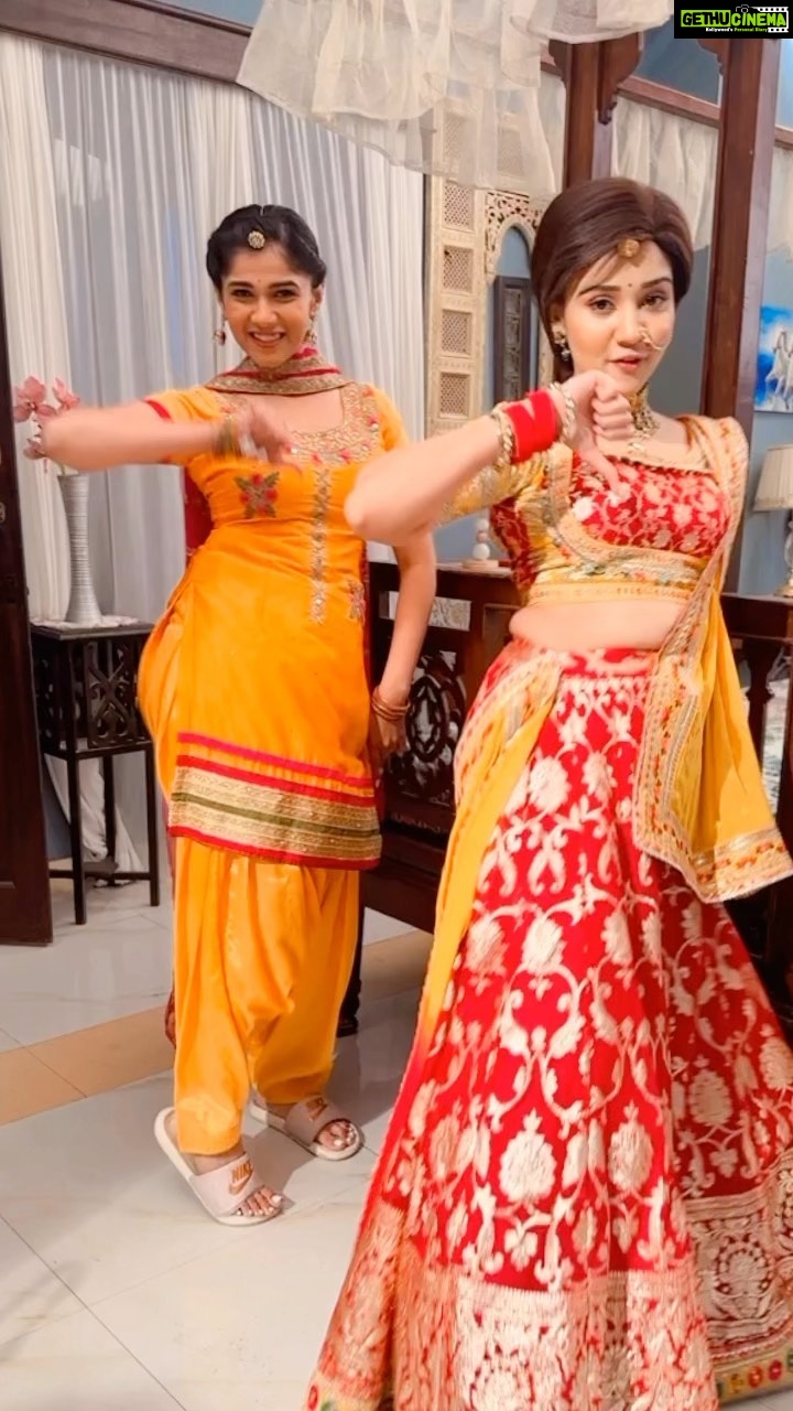 Actress Ashi Singh HD Instagram Photos and Wallpapers April 2023 ...