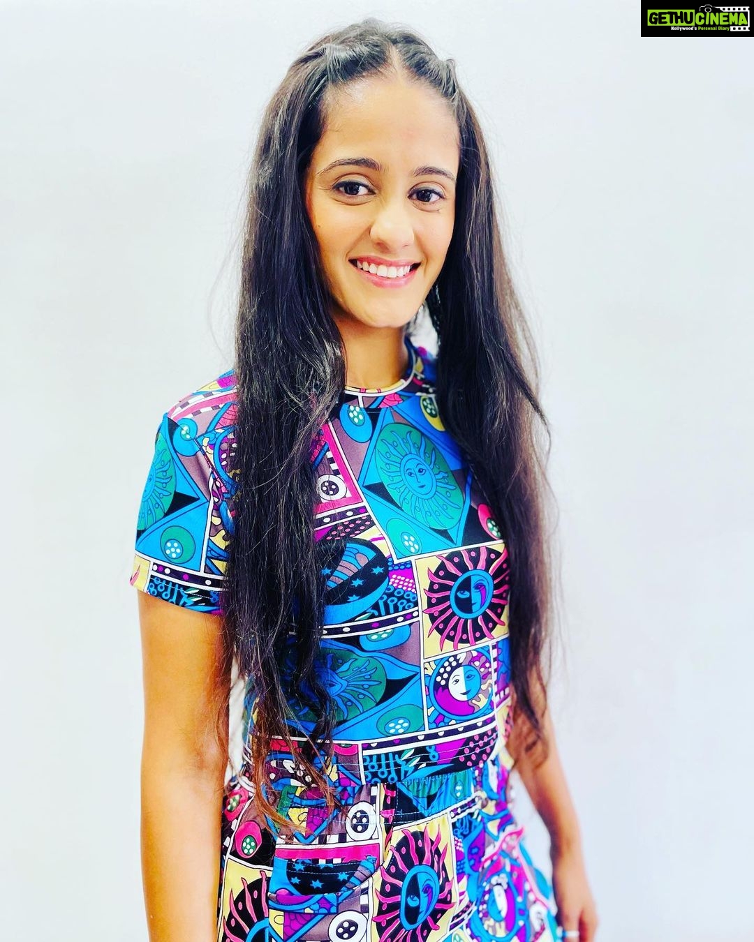 Actress Ayesha Singh HD Photos and Wallpapers April 2023 - Gethu Cinema