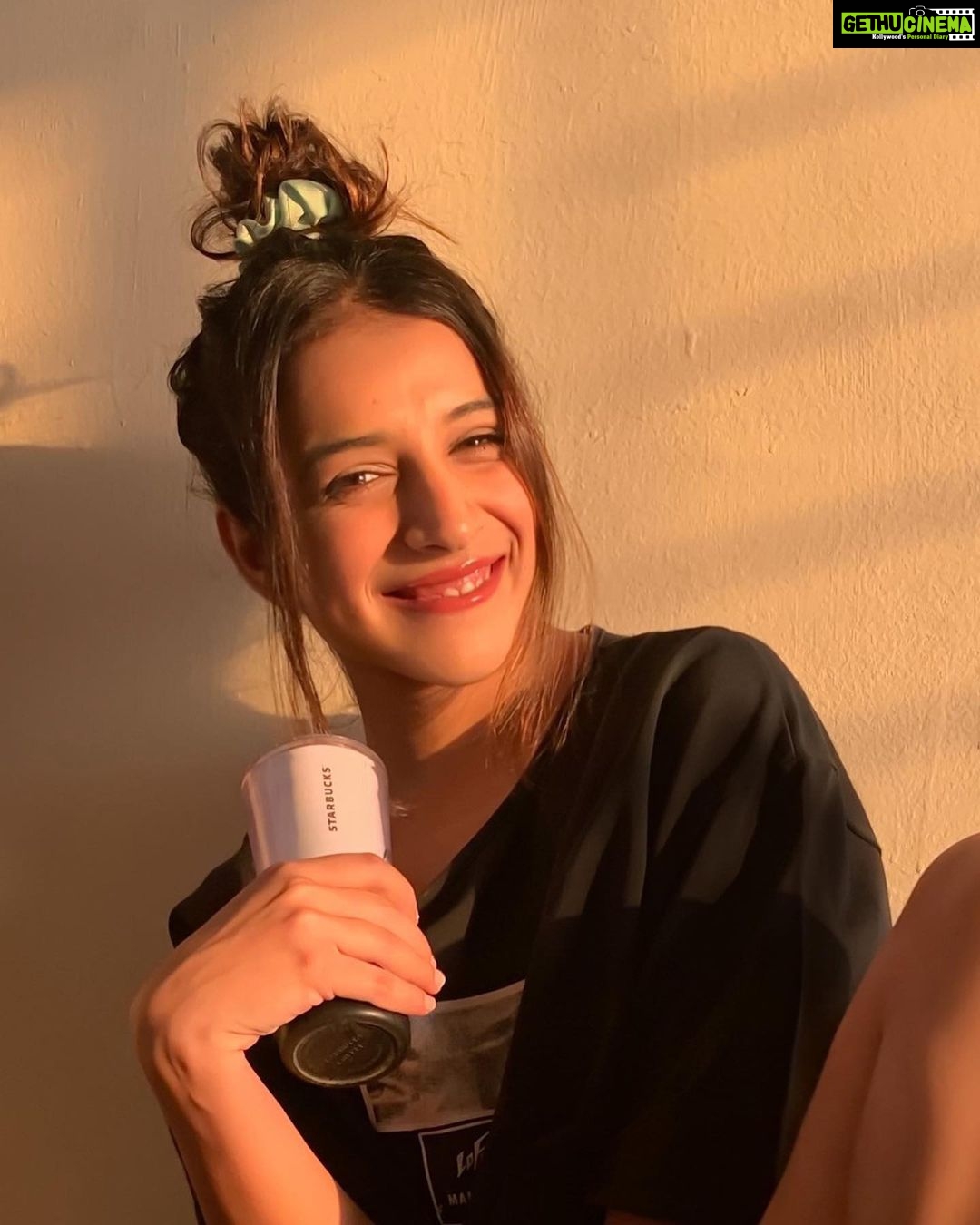 Actress Benafsha Soonawalla HD Instagram Photos and Wallpapers June ...
