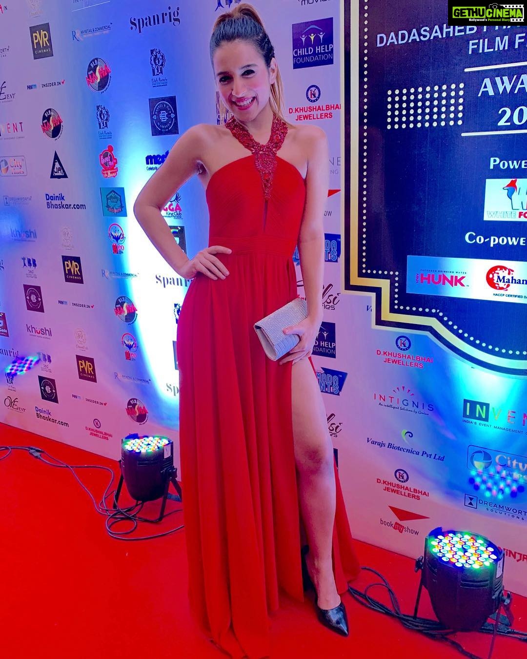 Benafsha Soonawalla Instagram – Good afternoon to everybody except this ...