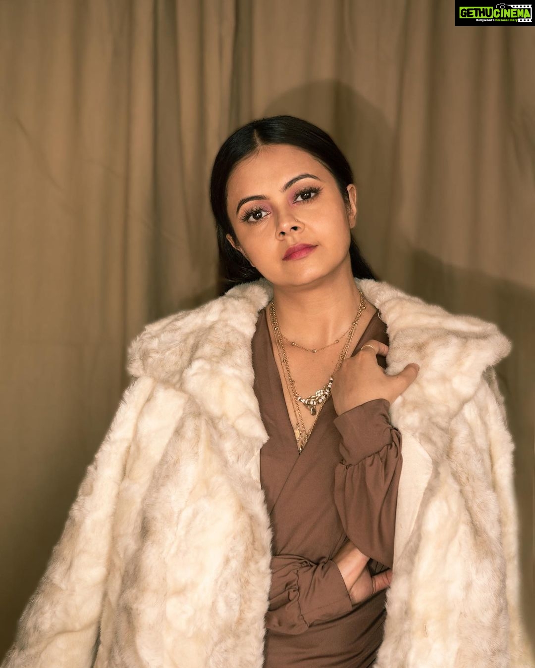 Actress Devoleena Bhattacharjee HD Instagram Photos and Wallpapers ...