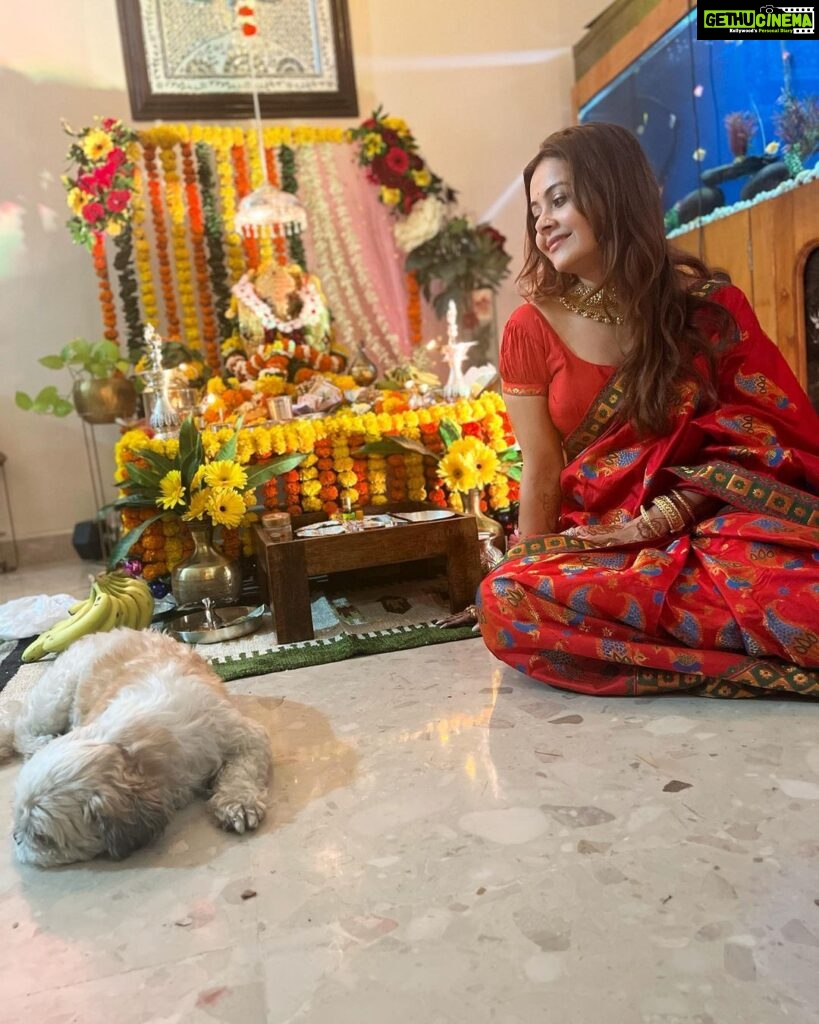 Actress Devoleena Bhattacharjee HD Instagram Photos and Wallpapers ...