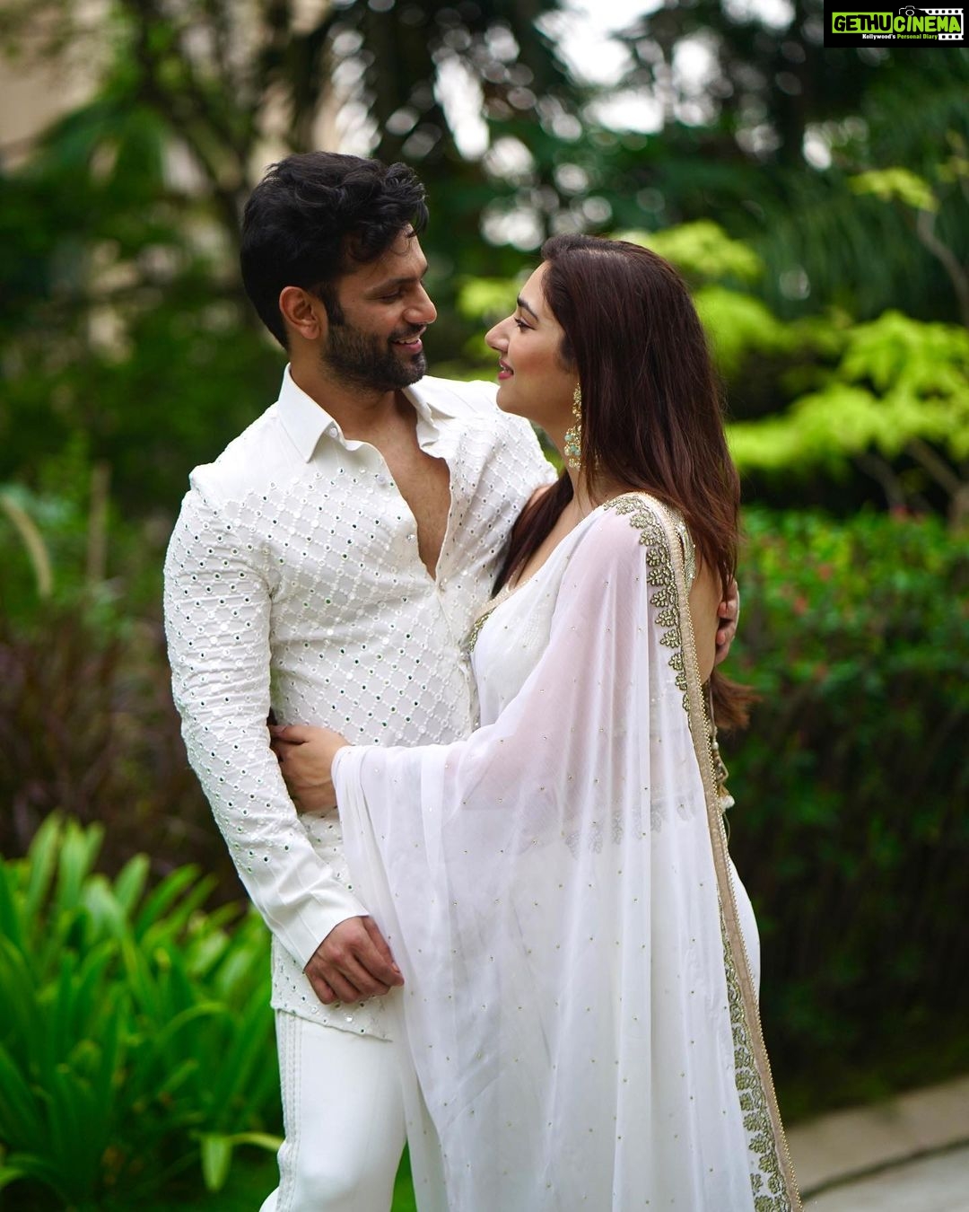 Actress Disha Parmar HD Photos and Wallpapers September 2022 - Gethu Cinema