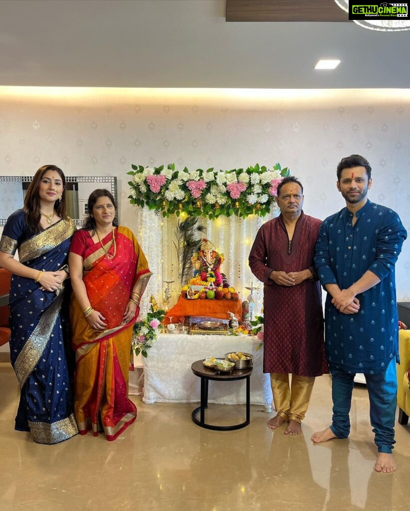 Actress Disha Parmar HD Photos and Wallpapers August 2022 - Gethu Cinema