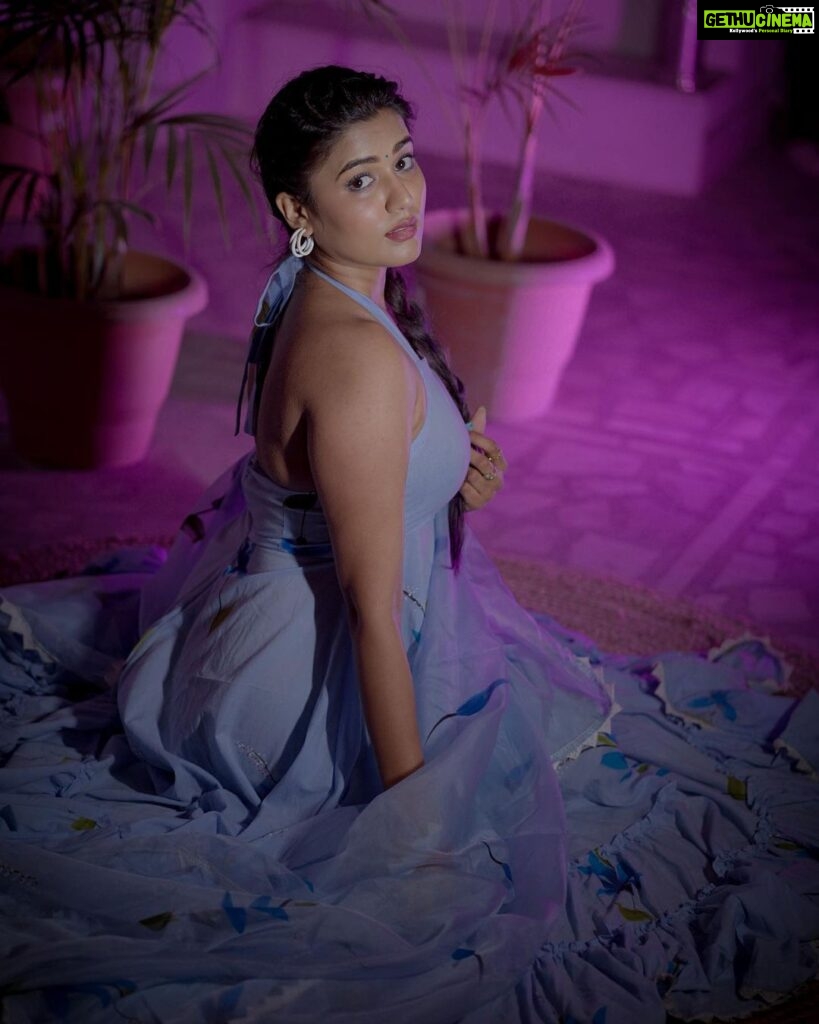 Actress Garima Chaurasia HD Instagram Photos and Wallpapers January ...