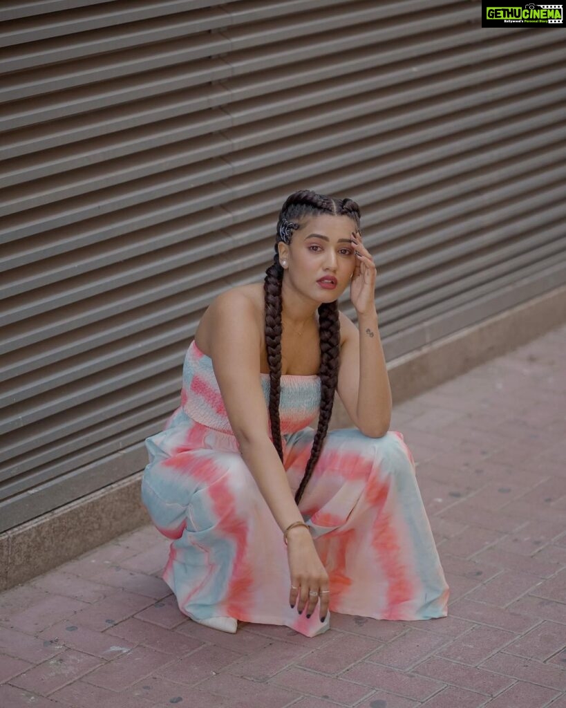 Actress Garima Chaurasia HD Instagram Photos and Wallpapers April 2023 ...