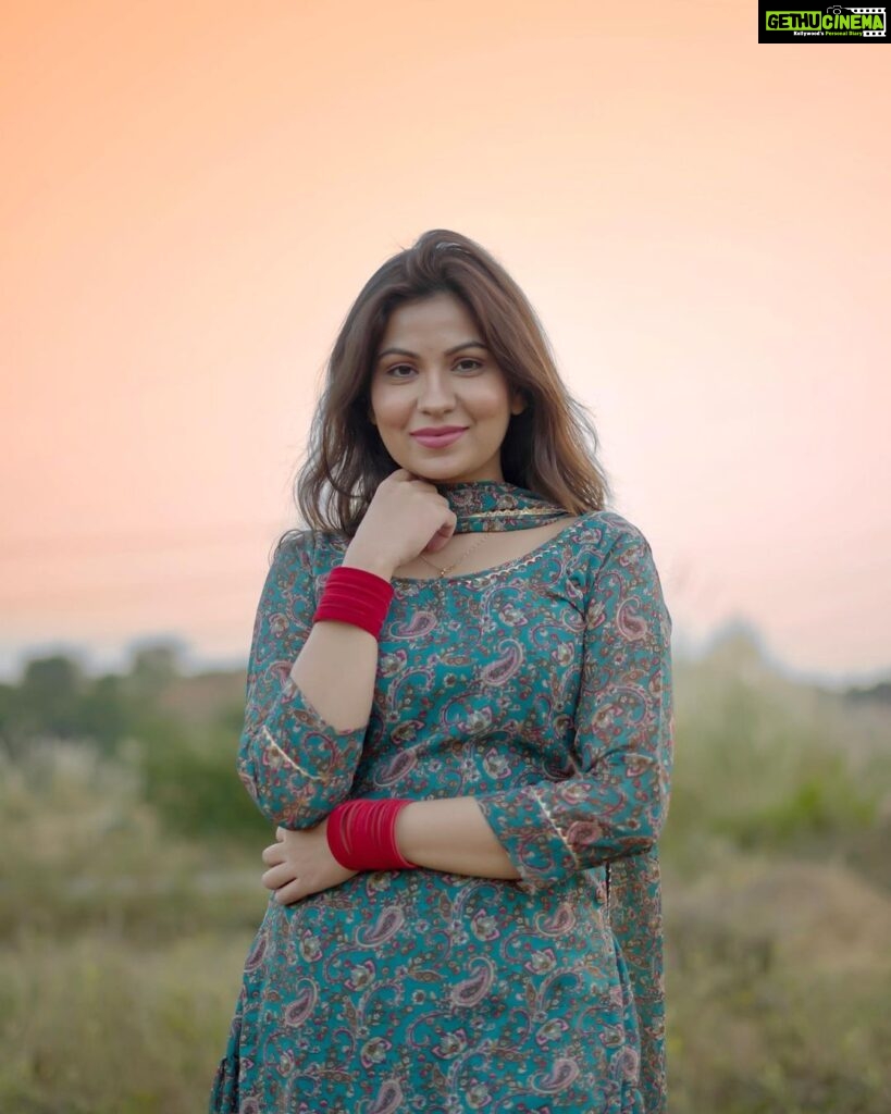 Actress Geet Gambhir HD Photos and Wallpapers November 2022 - Gethu Cinema