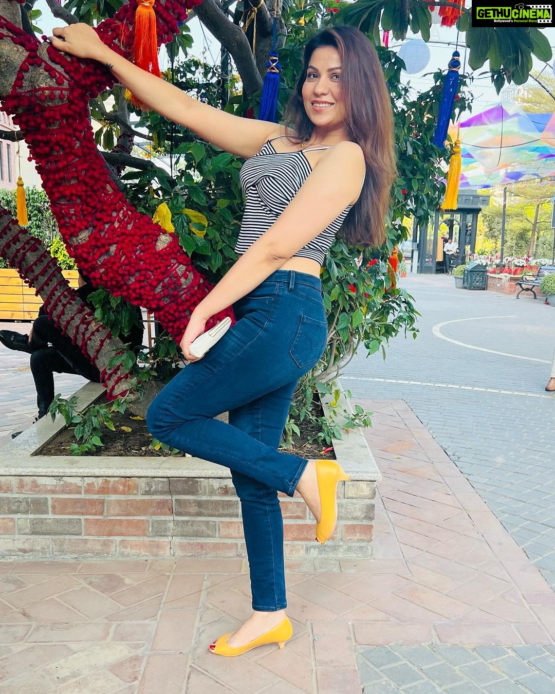 Geet Gambhir's Most Liked Photos and Posts - Gethu Cinema