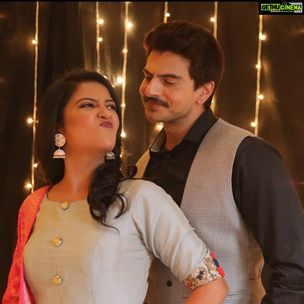 Gulki Joshi Instagram - Are you watching it yet ?? Maddam Sir , 10pm ...