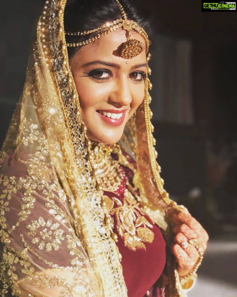 Gulki Joshi Instagram – Don’t remember why & where…but i remember being ...