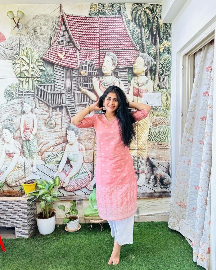 Actress Hasini Anvi HD Photos and Wallpapers April 2023 - Gethu Cinema