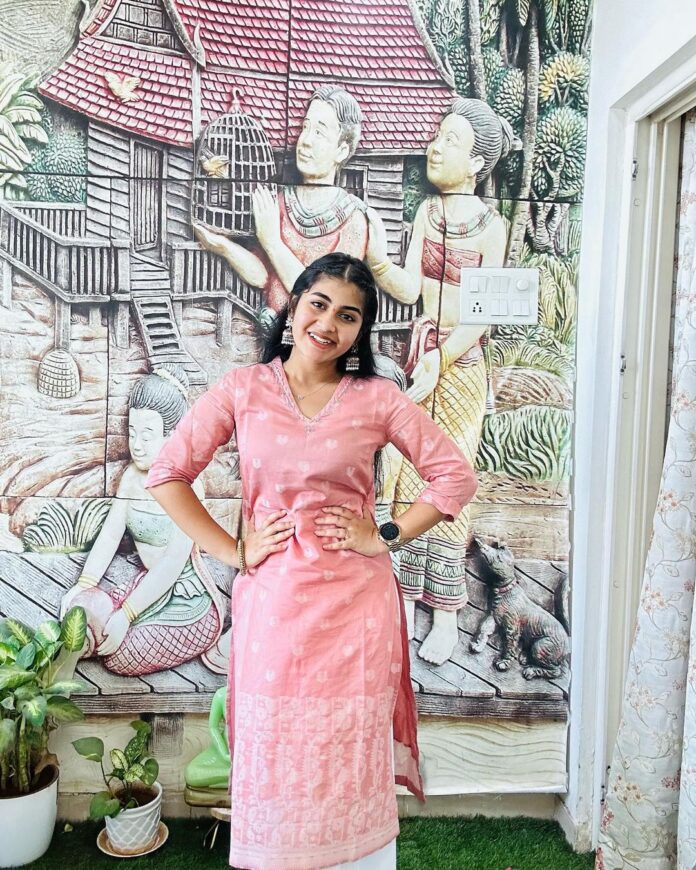 Actress Hasini Anvi HD Photos and Wallpapers April 2023 - Gethu Cinema