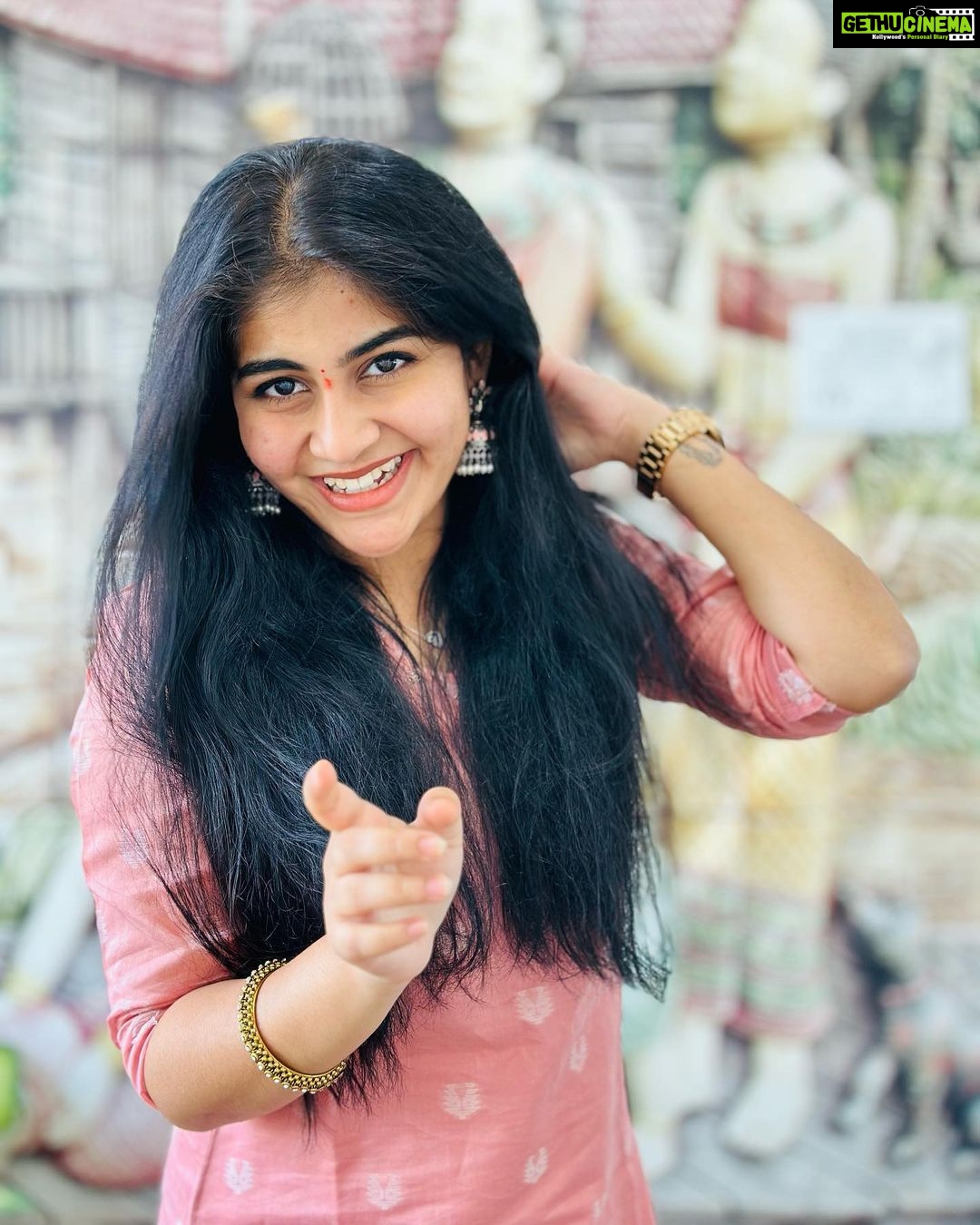 Hasini Anvi Instagram – Flaunting my indian ness 🌸 #hasinianvi # ...