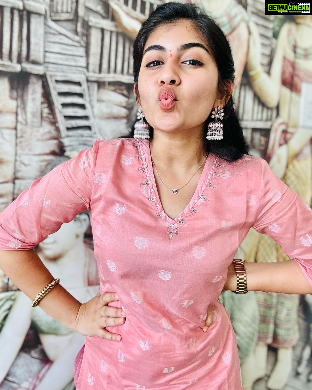 Hasini Anvi Instagram – Flaunting my indian ness 🌸 #hasinianvi # ...