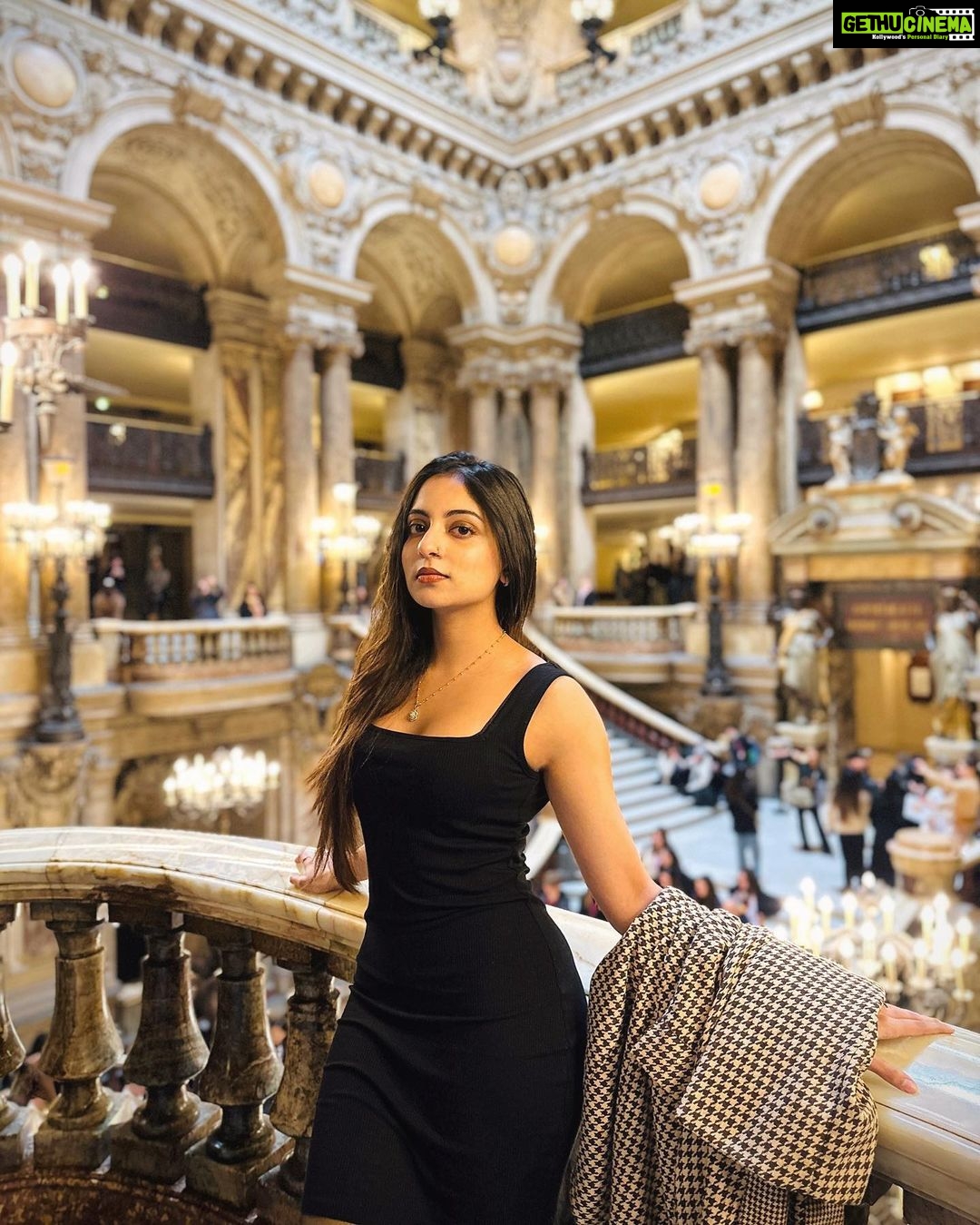 Ishaani Krishna Instagram – 🕯️🖤 L’opéra De Charles Garnier | Gethu Cinema