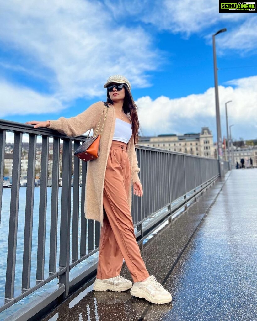 Actress Ishaani Krishna HD Instagram Photos and Wallpapers April 2023 ...