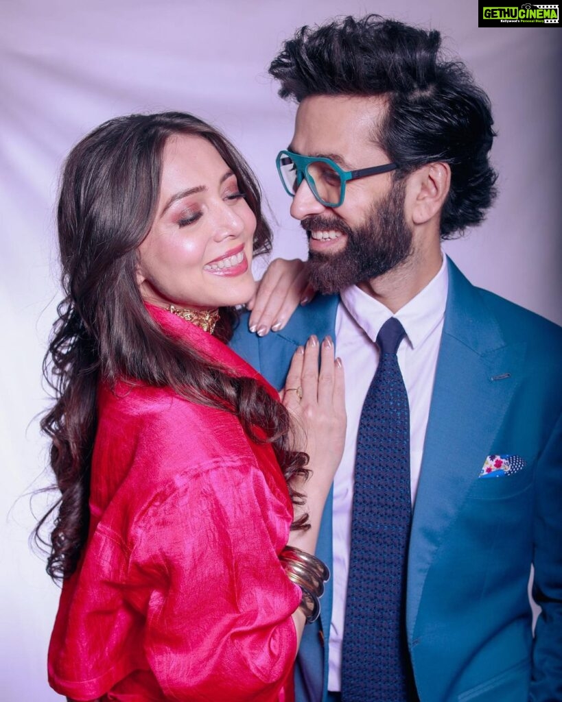 Singer Jankee Parekh HD Instagram Photos and Wallpapers December 2022 ...