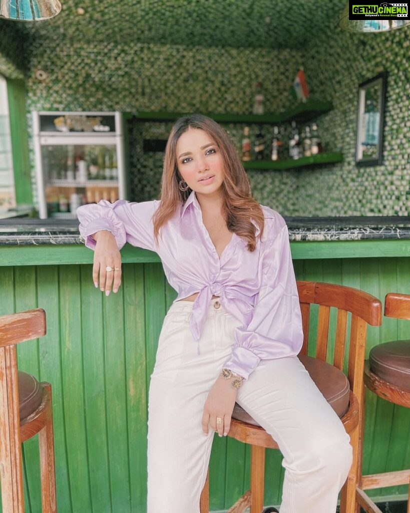 Actress Jiya Shankar HD Photos and Wallpapers November 2021 - Gethu Cinema