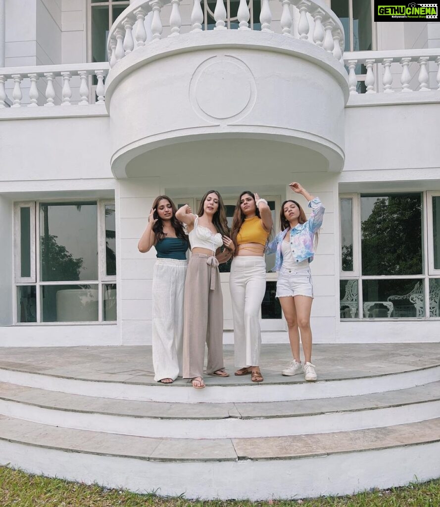 Jiya Shankar Instagram – As real as it gets ! Behind every girls group ...