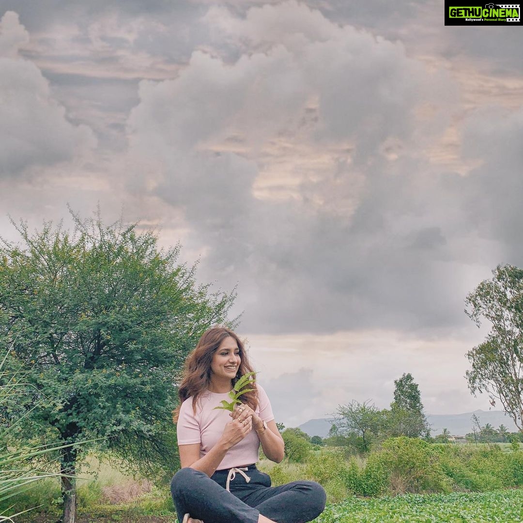 Jiya Shankar Instagram – Nature’s child 🌈 | Gethu Cinema