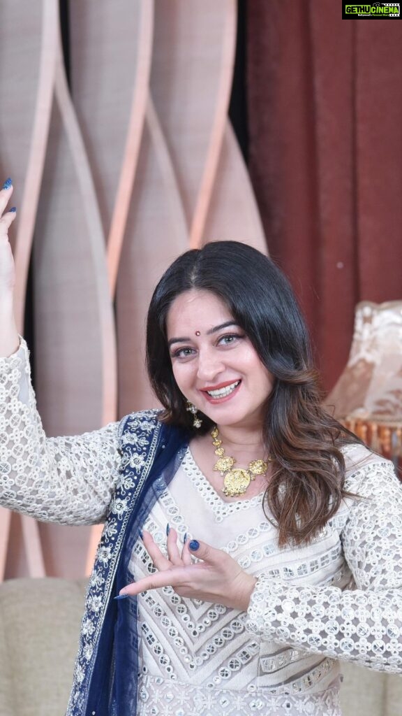 Actress Mahhi Vij HD Photos and Wallpapers April 2023 - Gethu Cinema