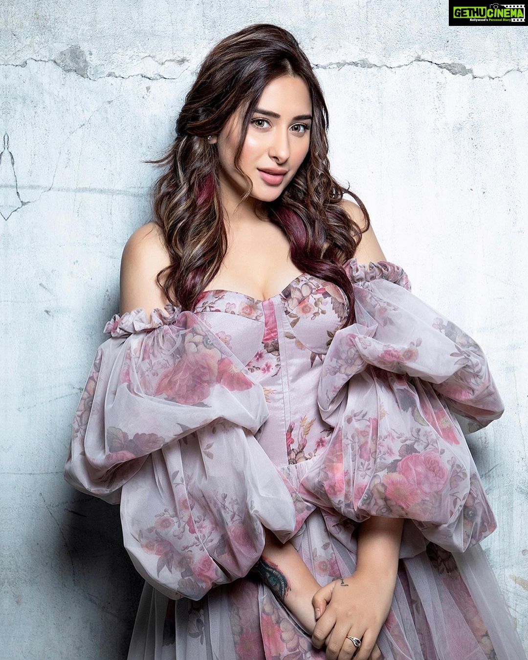 Mahira Sharma Instagram – 🌸 | Gethu Cinema