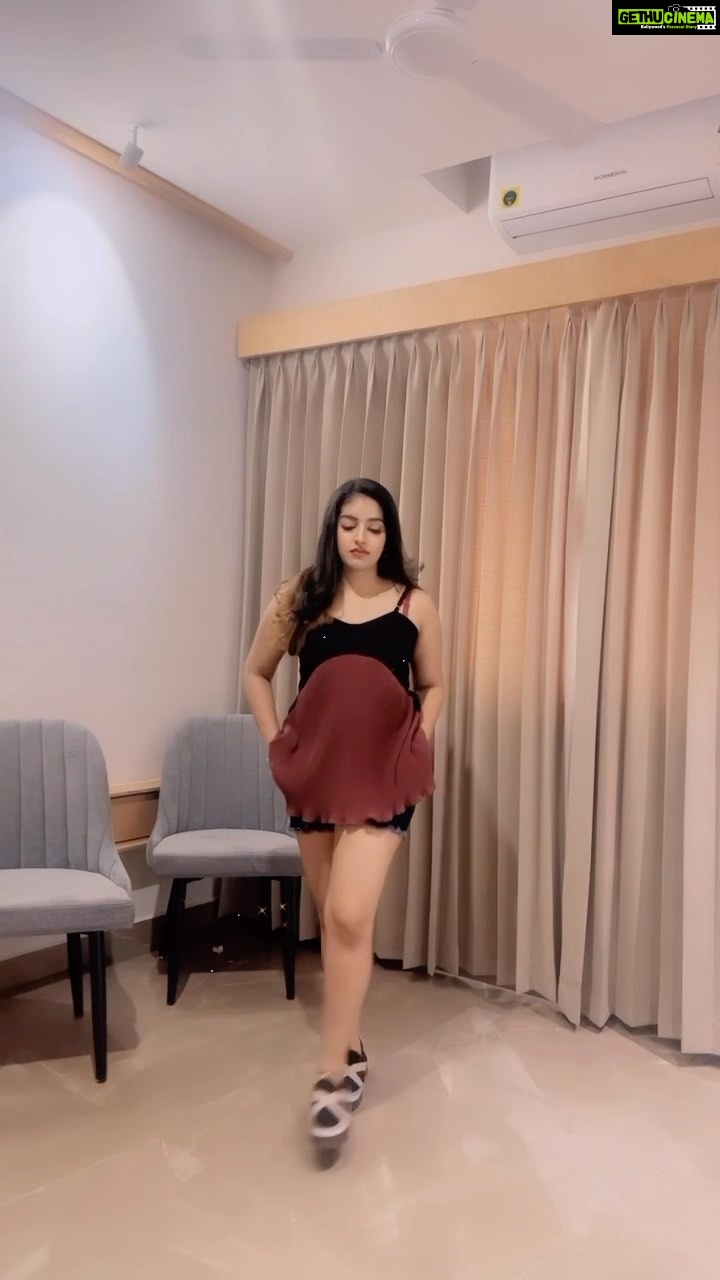 Malavika Menon Instagram – Moment ️😍 ️‍🔥dqqqqqq u own a vibeeeee🥹 ️‍🔥 ️ ...