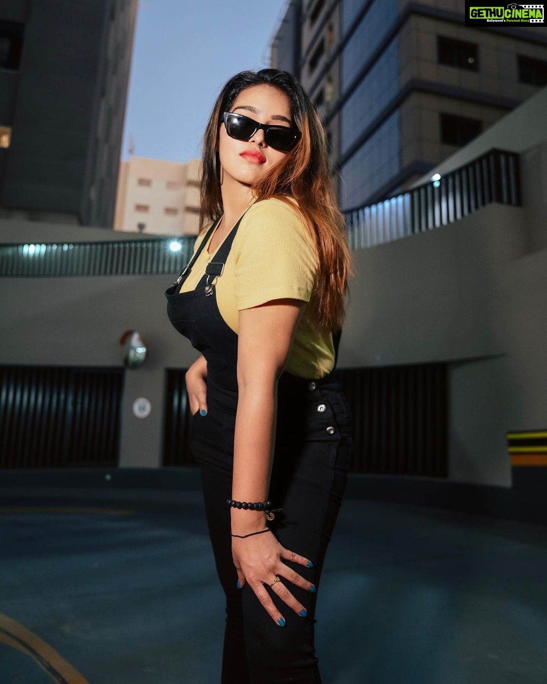 Malavika Menon Instagram – Just two good souls looking each other 🐣🥰🫠 Pc @munavvar_munna | Gethu ...