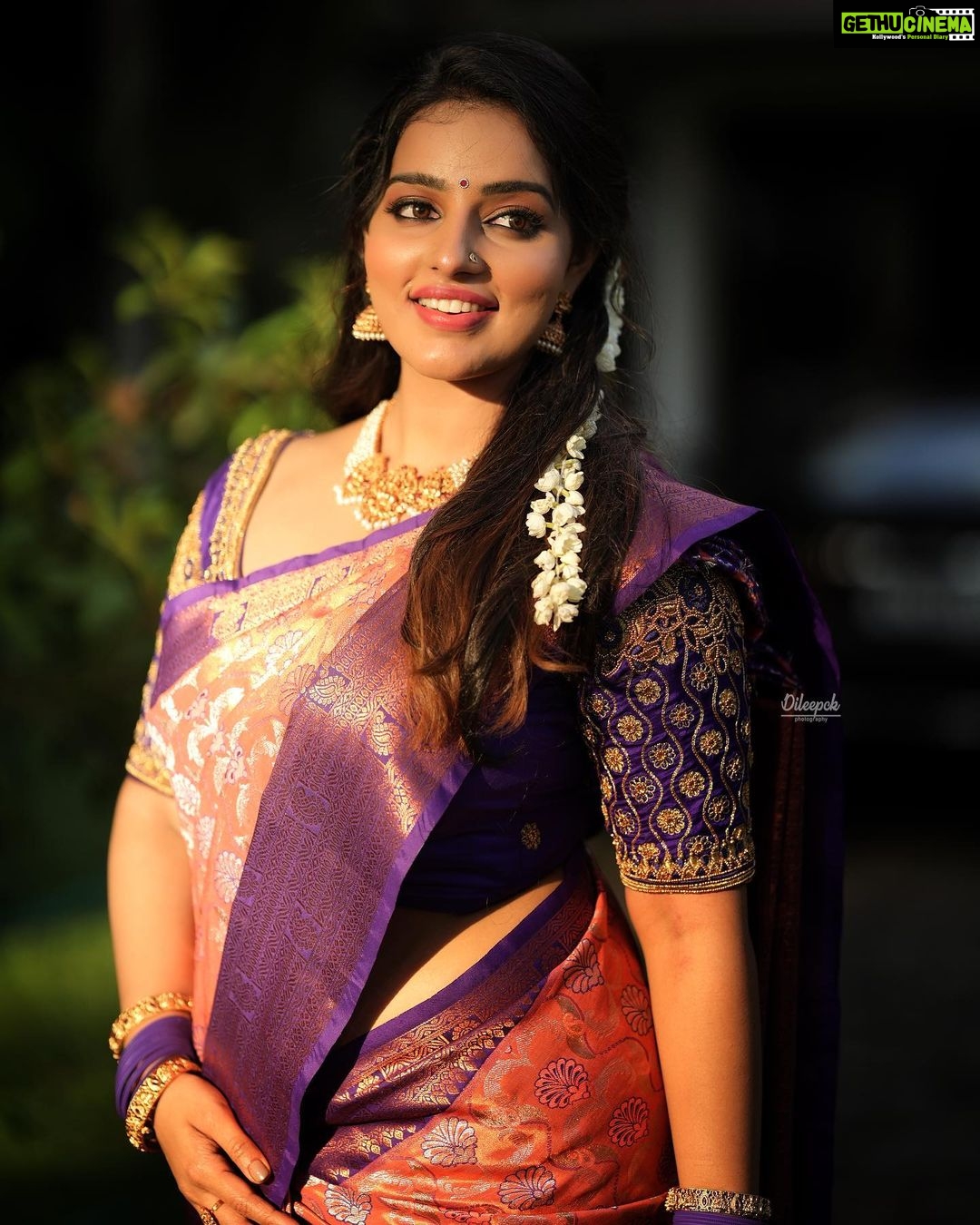 Actress Malavika Menon HD Instagram Photos and Wallpapers April 2023 ...