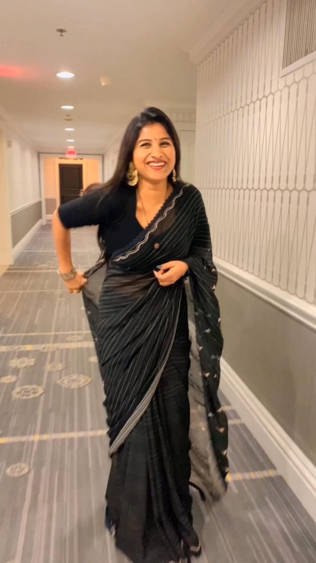 Actress Mangli HD Photos and Wallpapers July 2022 - Gethu Cinema