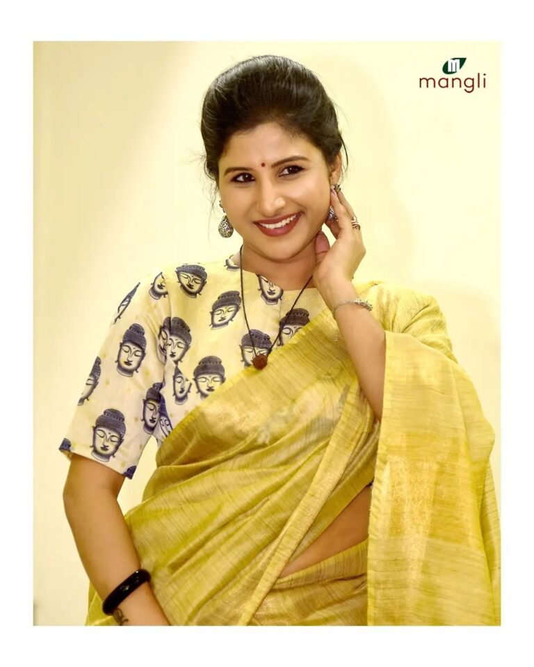 Actress Mangli HD Photos and Wallpapers July 2022 - Gethu Cinema