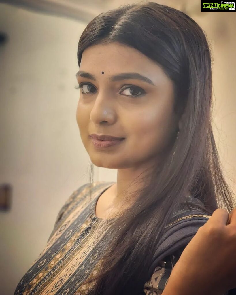 Actress Mayuri Deshmukh HD Photos and Wallpapers September 2022 - Gethu ...