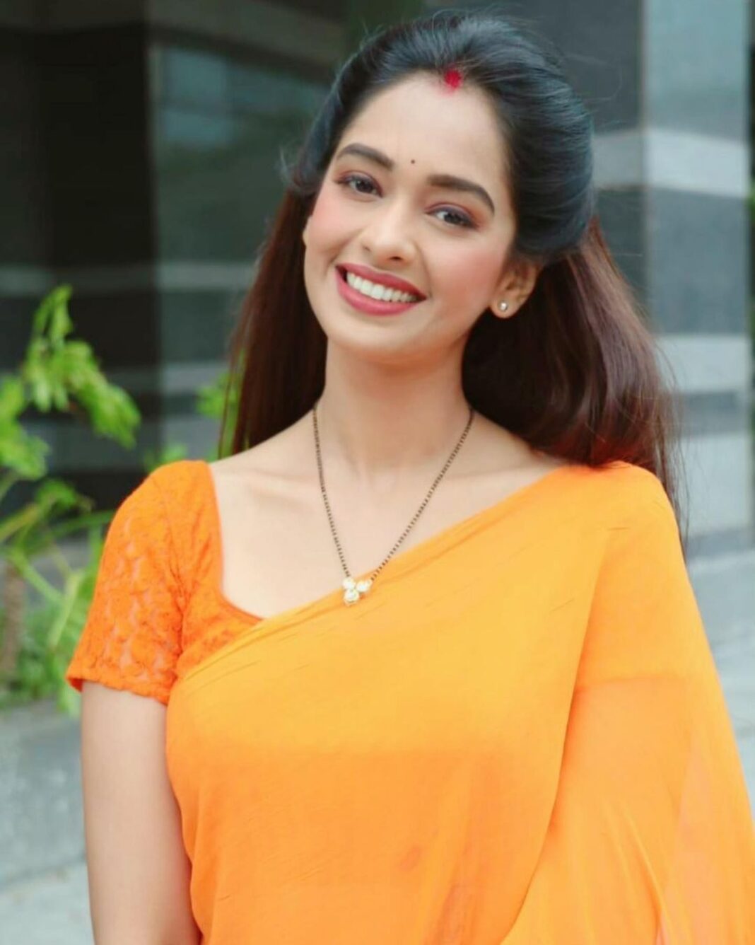 Actress Mugdha Chaphekar HD Photos and Wallpapers May 2023 | Gethu Cinema